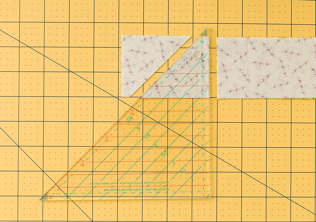 Fast2cut Bonnie K. Hunter Essential Triangle Tool – Happy Wife Quilting